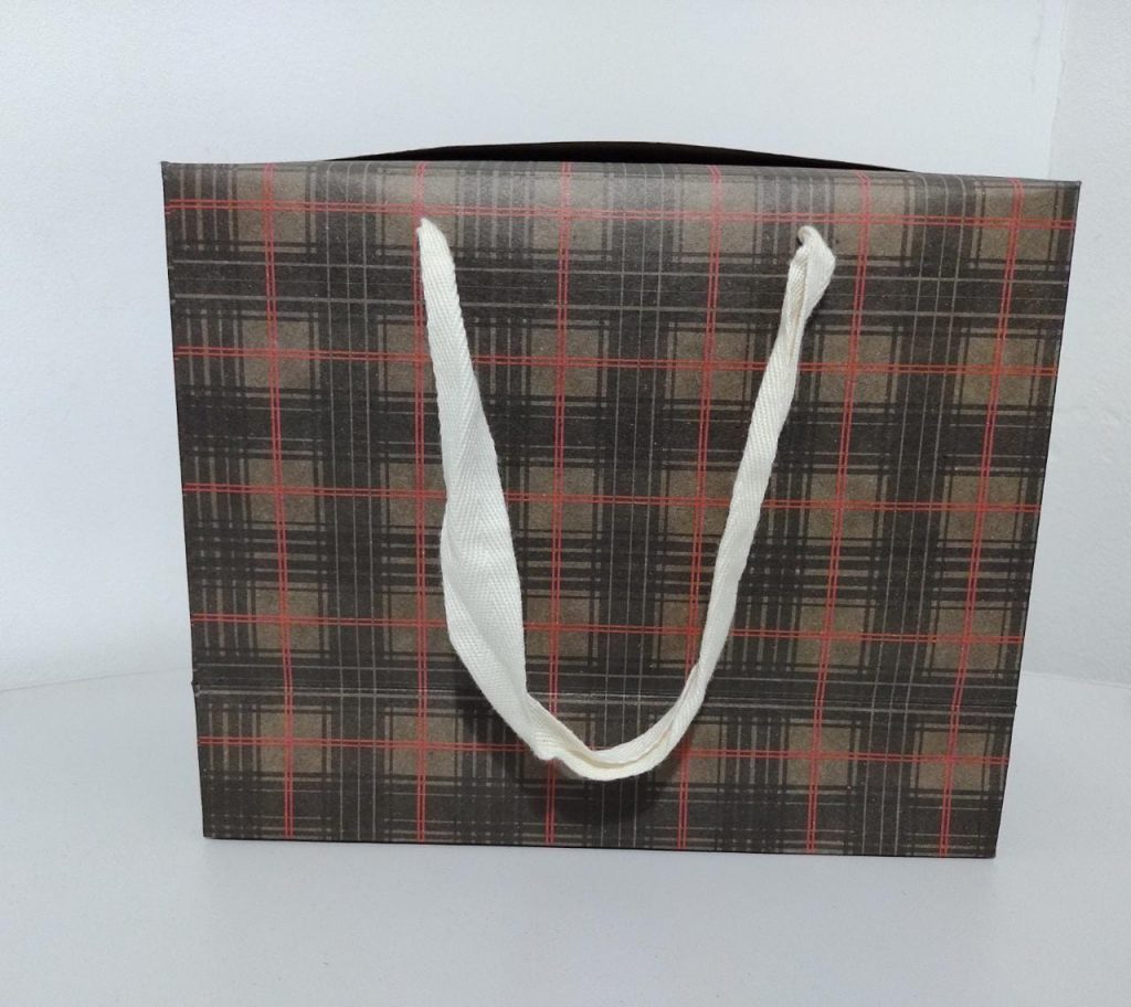Sacola Presente Up Box Kraft Xadrez PP 3728 - Papelaria Criativa